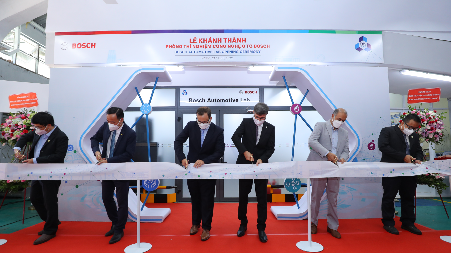 Bosch và Trường Đại học Bách khoa, ĐHQG-HCM nâng cao kiến thức về giải ...